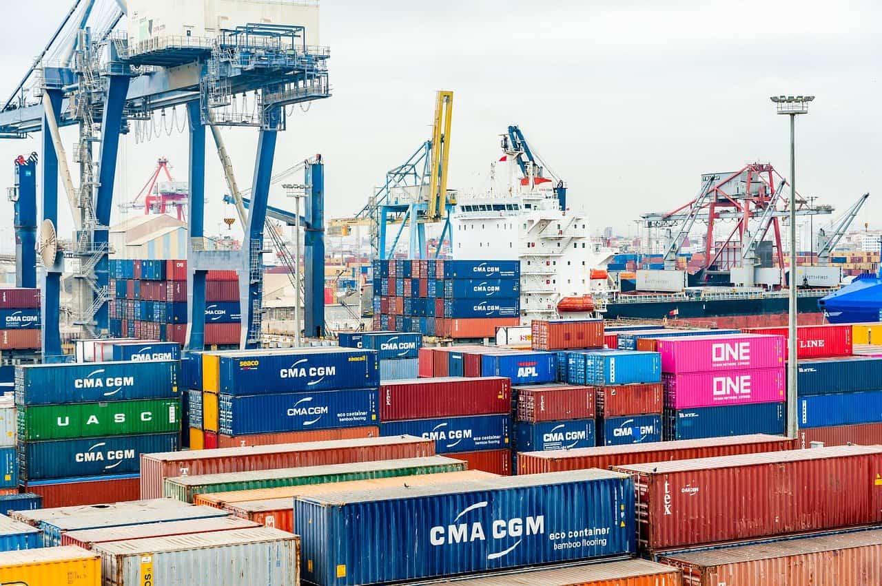 FCL vs LCL - Which Container Load Is Best? - FreightWaves Ratings